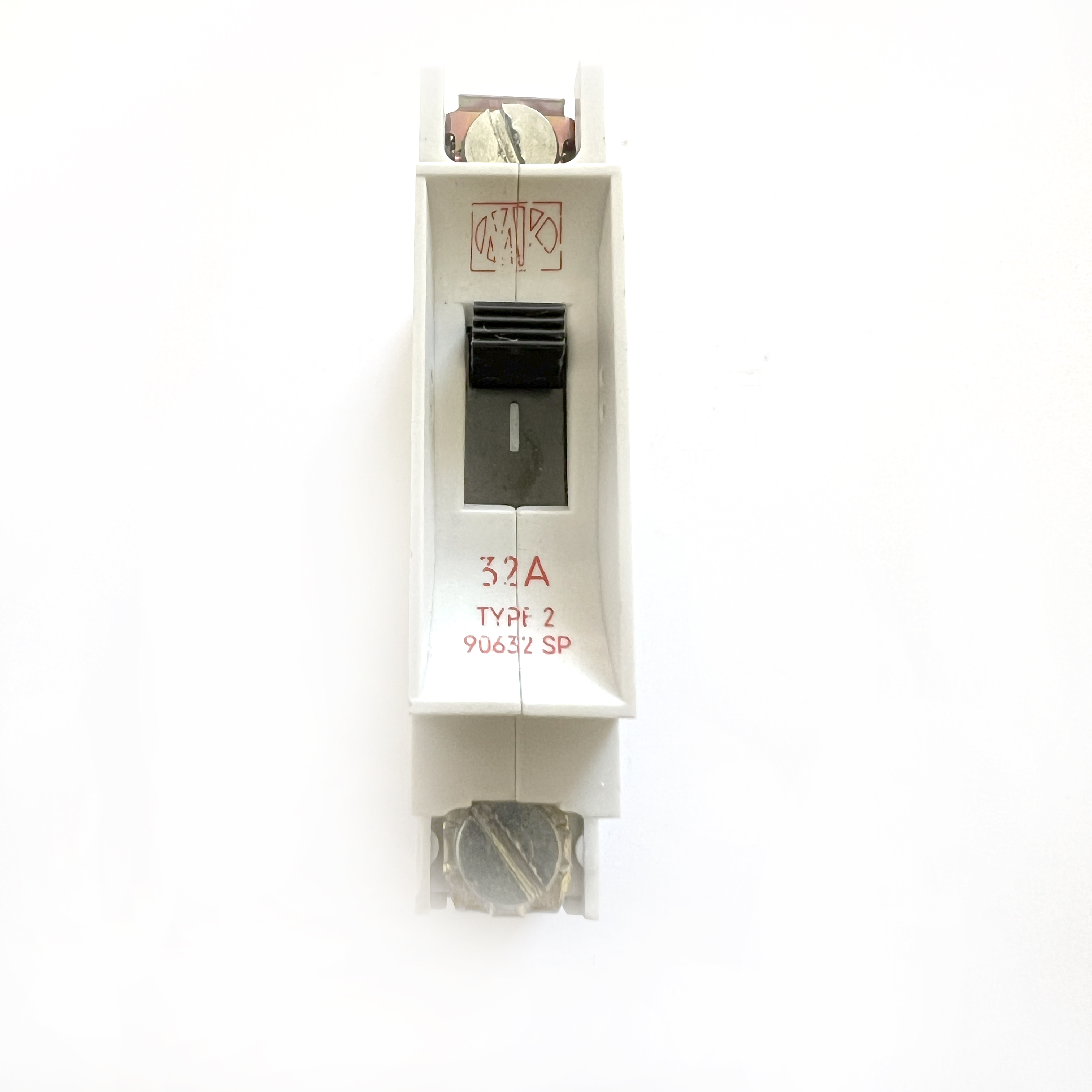 MCB's: MK Electric 90632SP 32A 32 Amp MCB Circuit Breaker Type 2