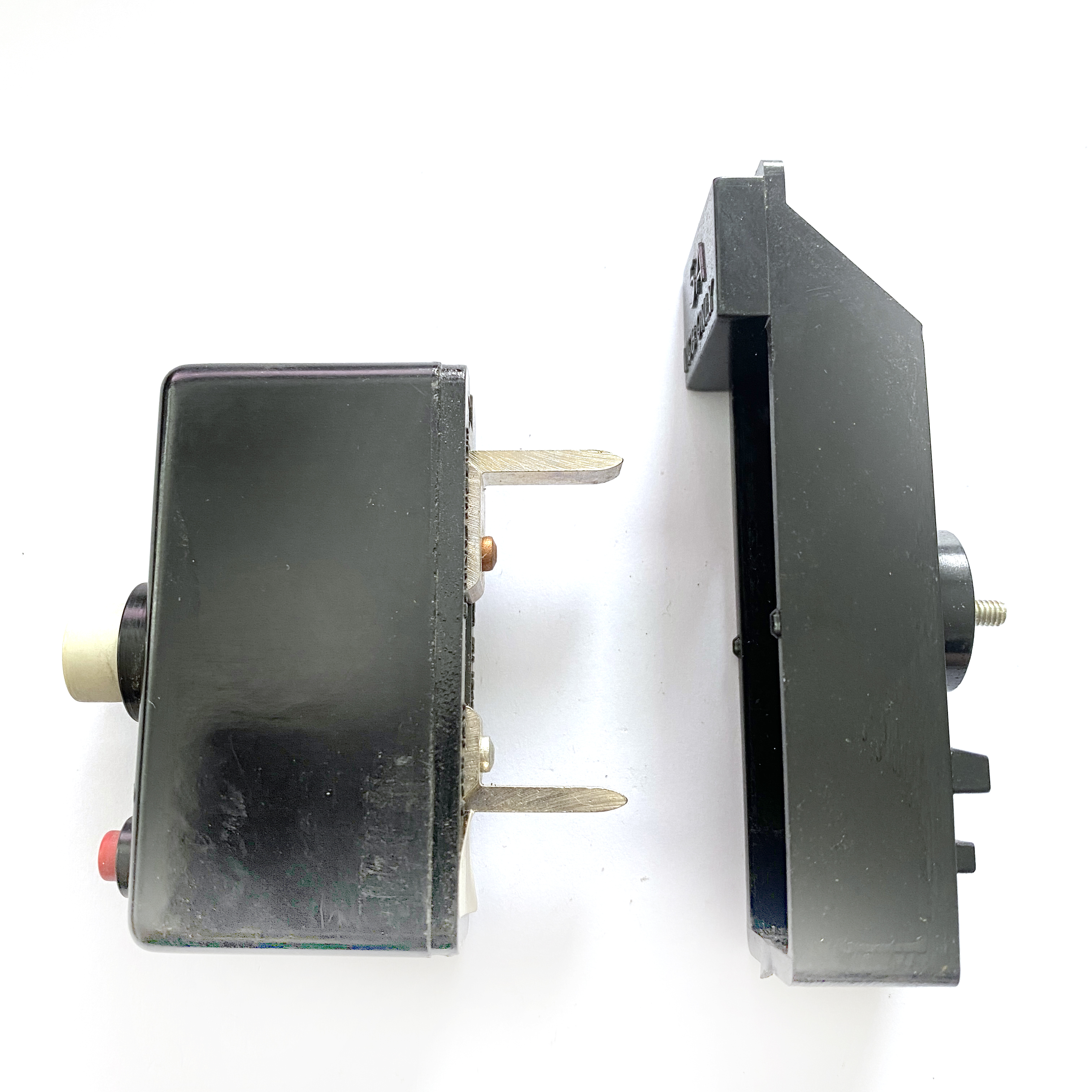 MCB's: MEM QCB Brown Push Button Plug In 5A 5 Amp MCB with Base Shield ...