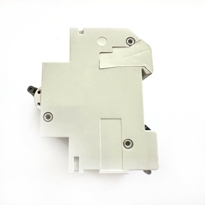 MCB's: Proteus Geyer 31020/3 C20 20A 20 Amp 3 Pole Phase MCB Circuit ...