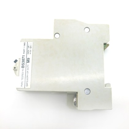MCB's: MEM 321MB2 Memshield 1 M9 32A 32 Amp MCB Circuit Breaker Type 2