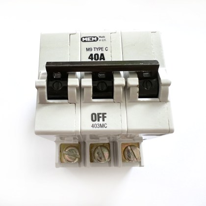 MCB's: Mem 403MC 3T403 403MB3 M9 40A 40 Amp 3 Pole Phase MCB Circuit ...
