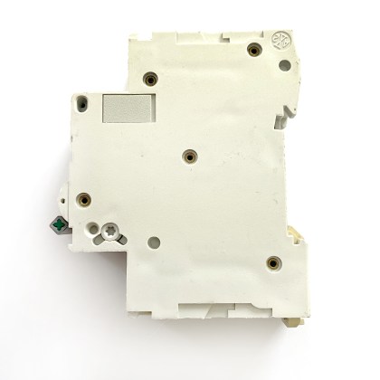 MCB's: Merlin Gerin Multi9 C60HC 25642 C4 4A 4 Amp MCB Circuit Breaker ...