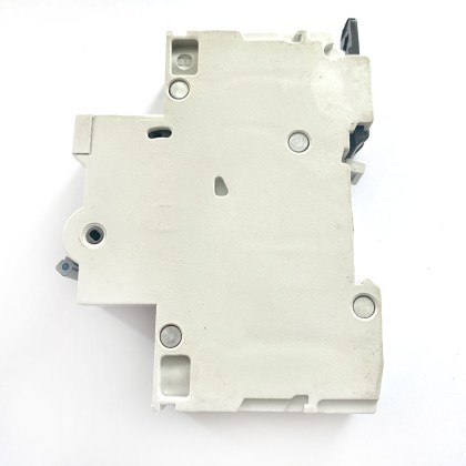 MCB's: Eaton MBH163 B63 63A 63 Amp MCB Circuit Breaker Type B