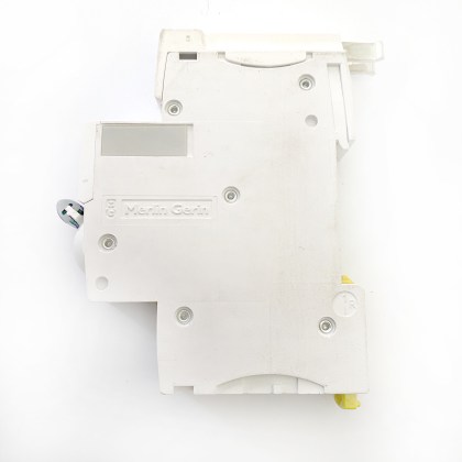 MCB's: Schneider Electric iKQ C63A C63 63A 63 Amp MCB Circuit Breaker ...